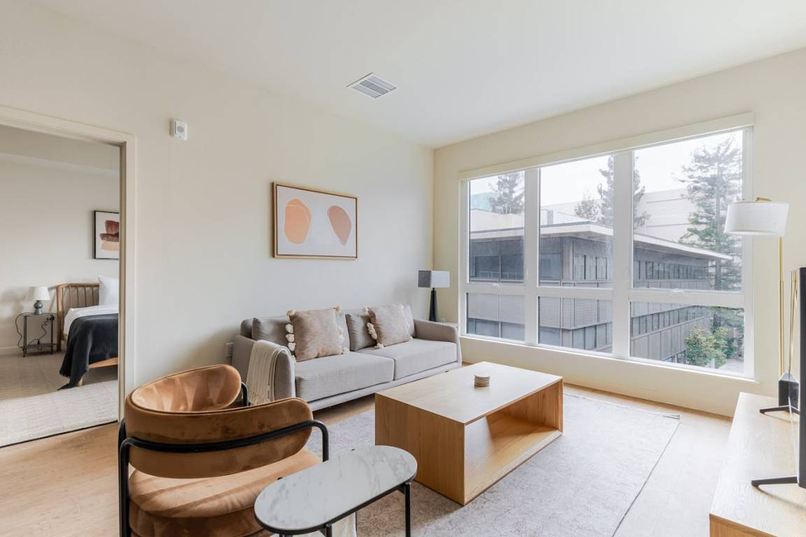 111 M² Huoneisto ∙ 2 Makuuhuonetta ∙ 4 Vierasta - バークリー, CA