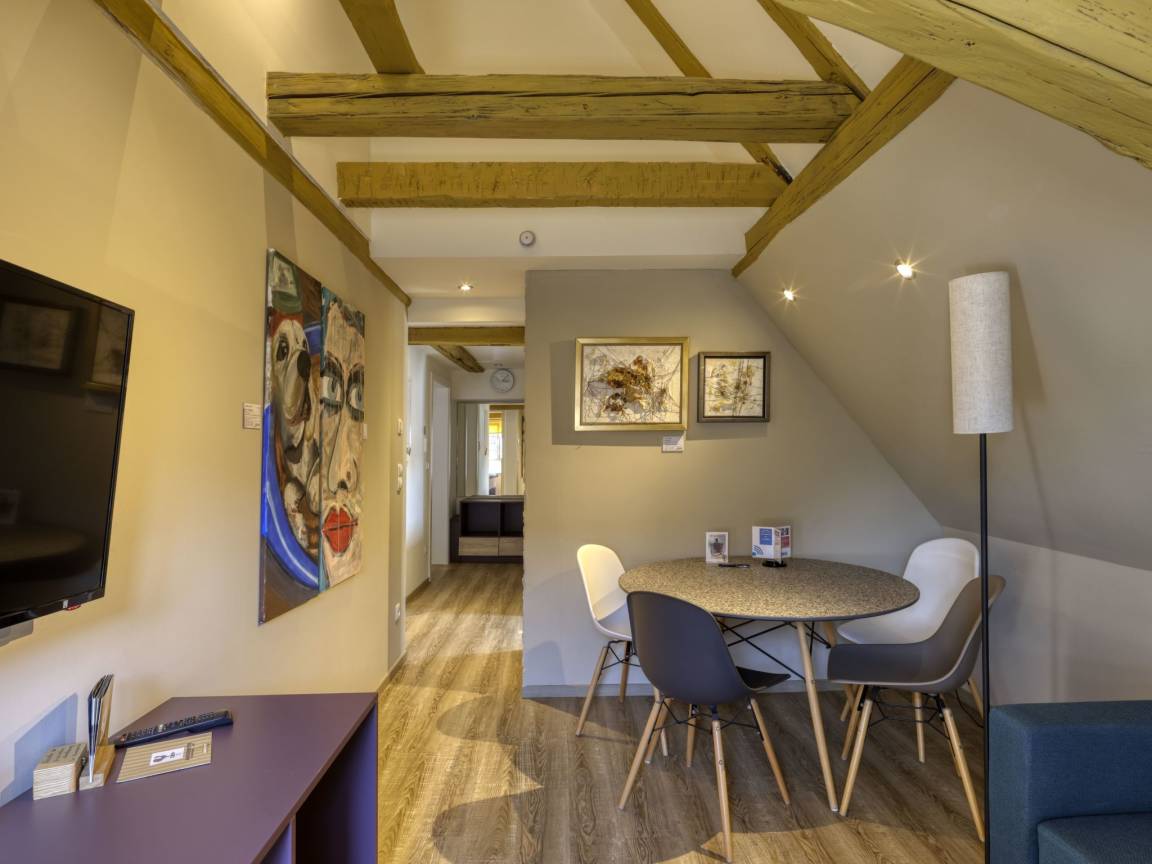 45 M² Ferienwohnung ∙ 1 Schlafzimmer ∙ 4 Gäste - Marktheidenfeld