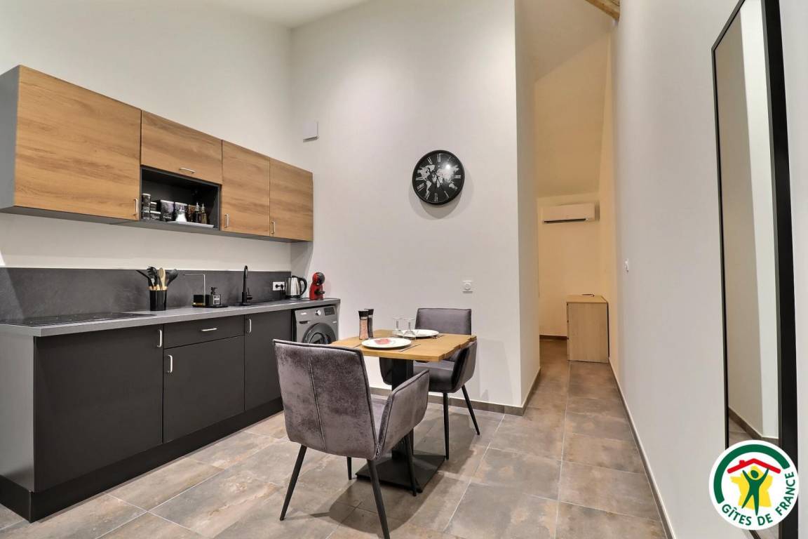 23 M² Gîte ∙ 2 Personnes - Valence