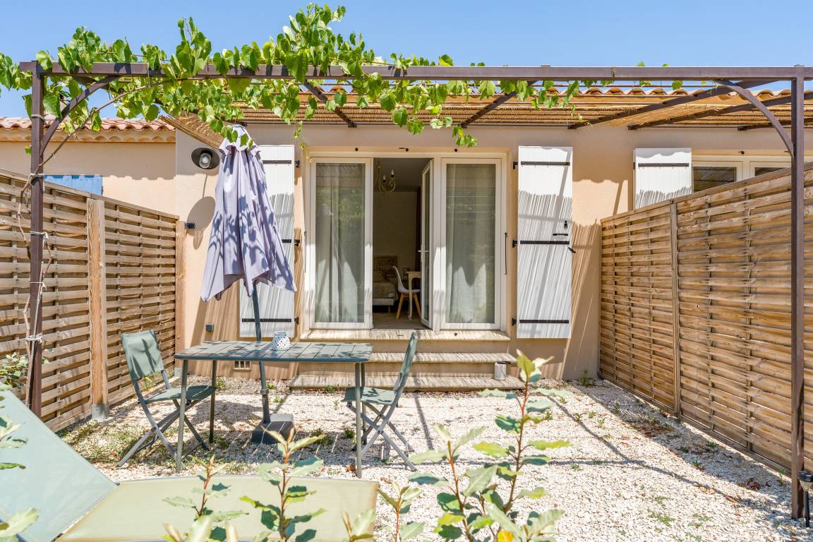 27 M² Studio Flat ∙ 1 Bedroom ∙ 2 Guests - Fontaine-de-Vaucluse
