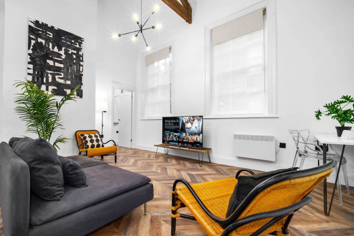 90 M² Apartment ∙ 2 Bedrooms ∙ 4 Guests - Portobello - West Midlands
