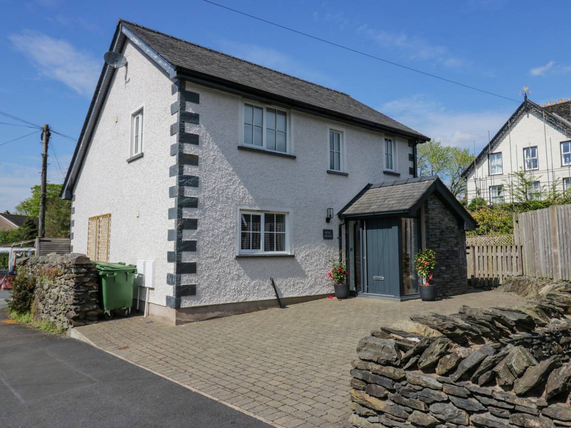Cottage ∙ 4 Bedrooms ∙ 8 Guests - Windermere