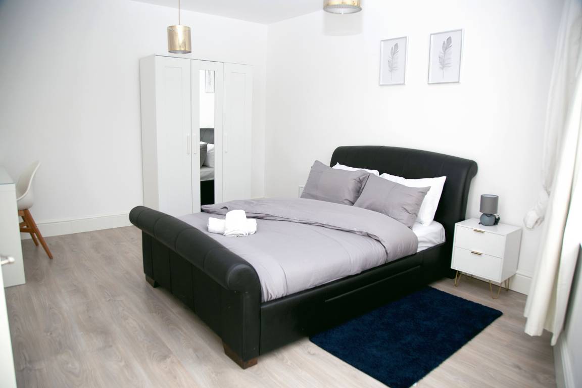 40 M² Huoneisto ∙ 2 Makuuhuonetta ∙ 4 Vierasta - Watford