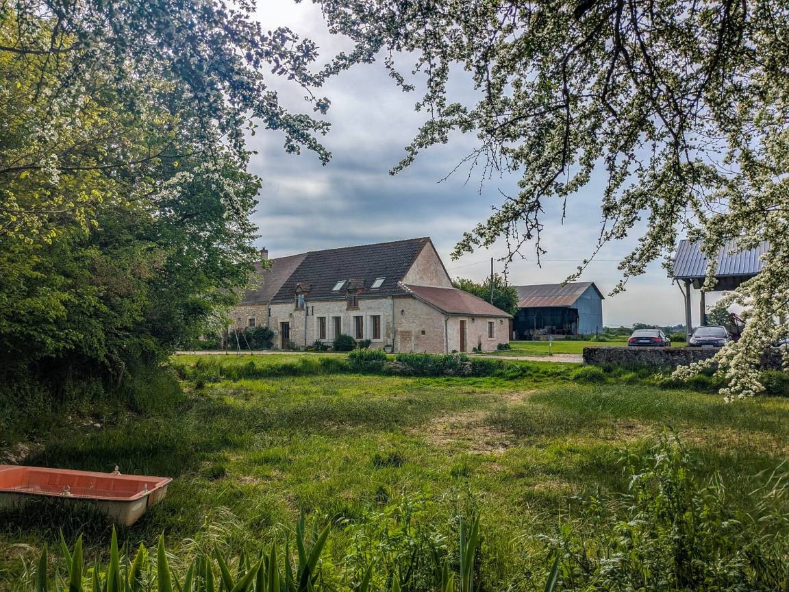 155 M² Cottage ∙ 4 Chambres ∙ 8 Personnes - Châteauroux