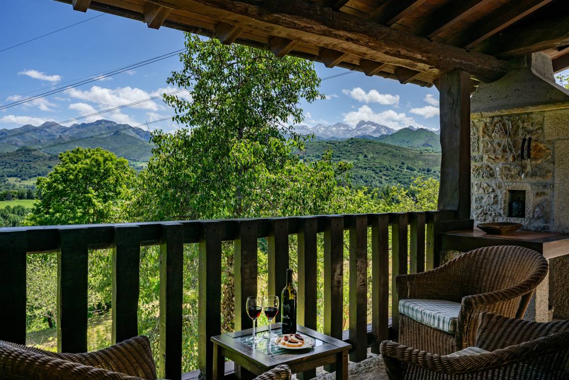 136 M² House ∙ 4 Bedrooms ∙ 8 Guests - Cangas de Onís