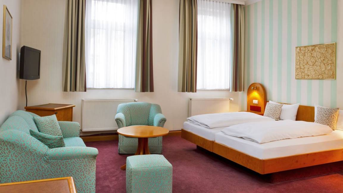 Hotel ∙ 2 Guests - Jena