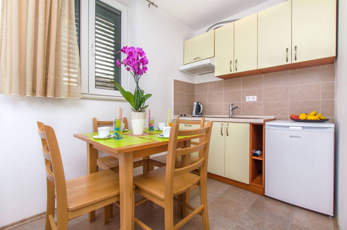 20 M² Ferienwohnung ∙ 2 Gäste - Omiš