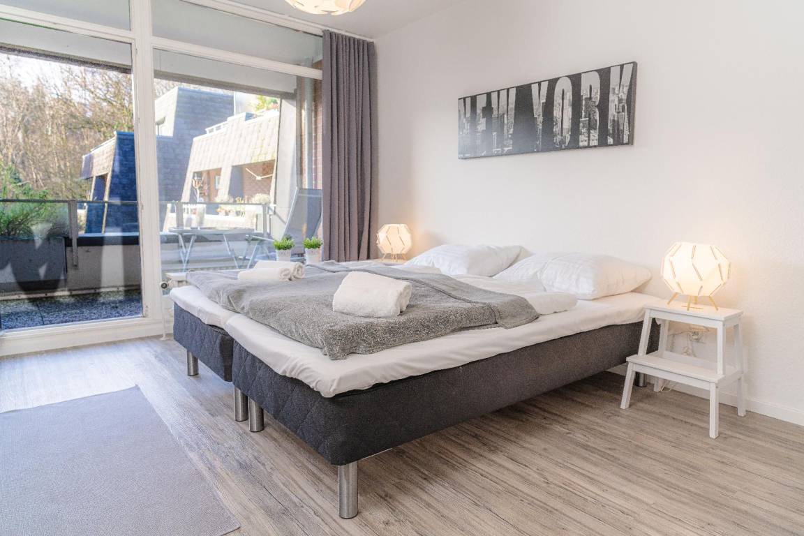 90 M² Apartment ∙ 2 Bedrooms ∙ 4 Guests - Flensburg