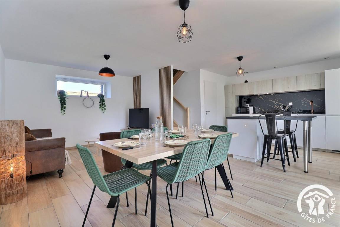 75 M² Gîte ∙ 2 Chambres ∙ 6 Personnes - Paimpont