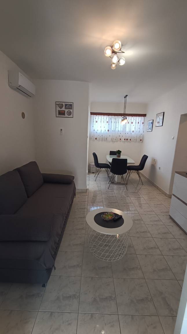 Apartment ∙ 2 Bedrooms ∙ 4 Guests - Zadar