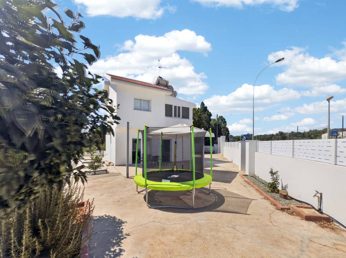 160 M² Apartment ∙ 2 Bedrooms ∙ 5 Guests - Protaras