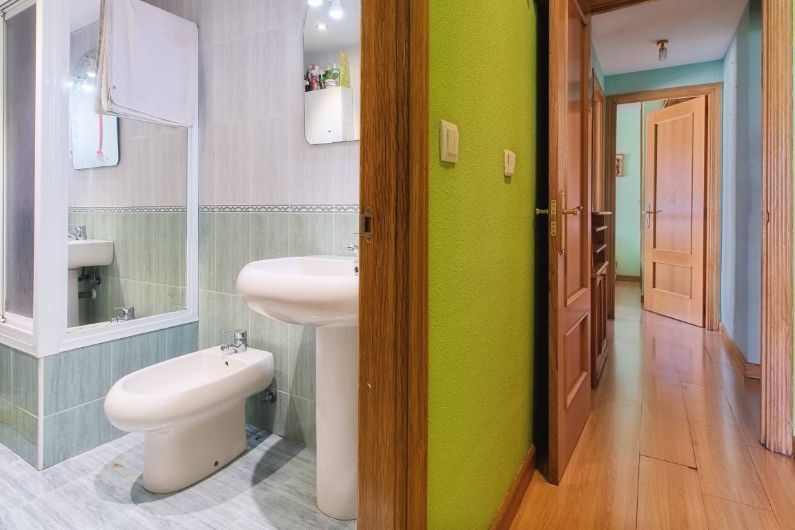 102 M² Ferienhaus ∙ 4 Schlafzimmer ∙ 7 Gäste - León