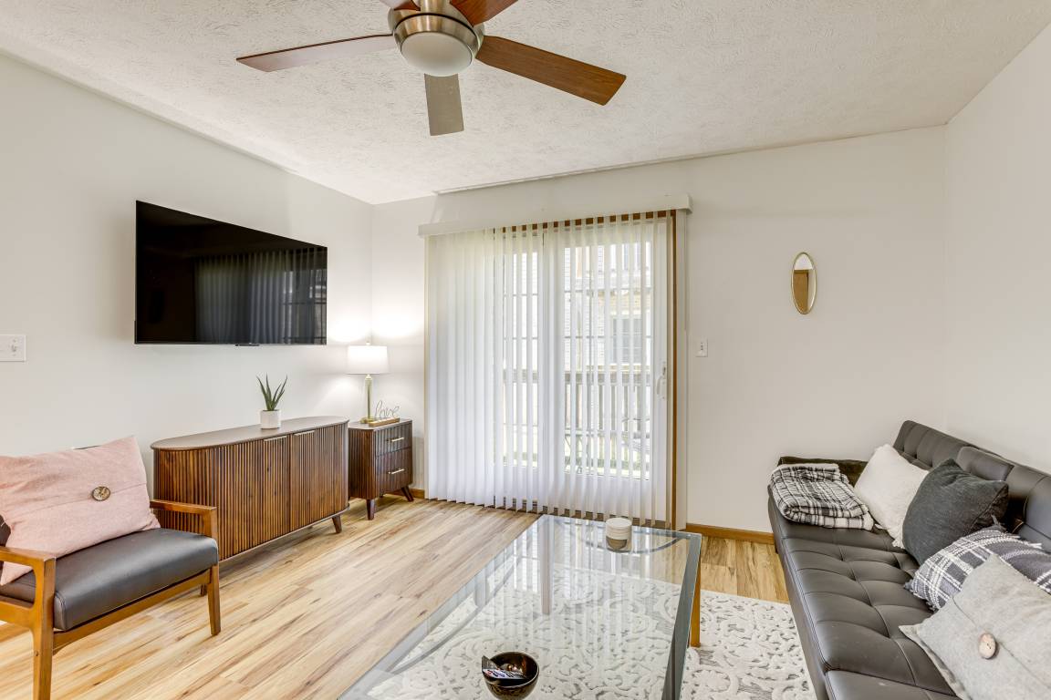 80 M² Apartment ∙ 2 Bedrooms ∙ 4 Guests - Morgantown, WV