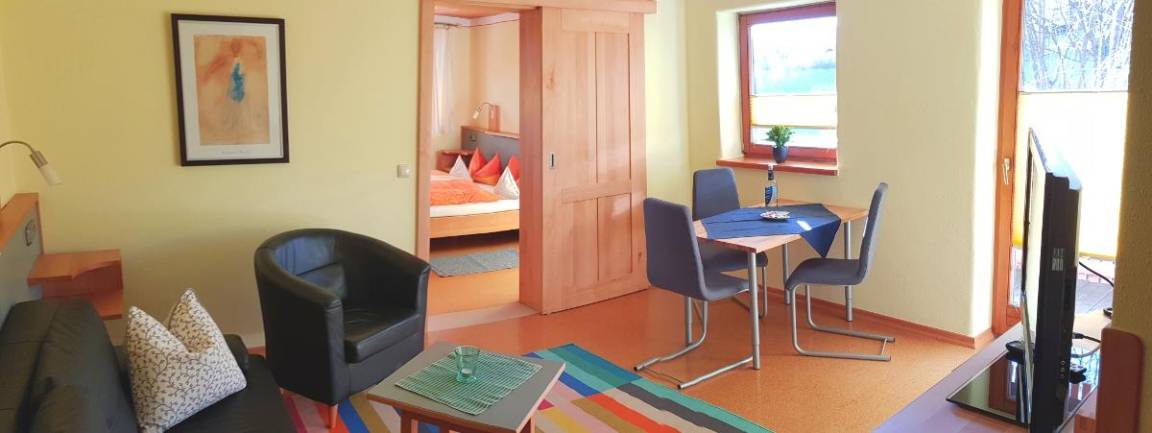 54 M² Ferienwohnung ∙ 1 Schlafzimmer ∙ 2 Gäste - Bodenmais