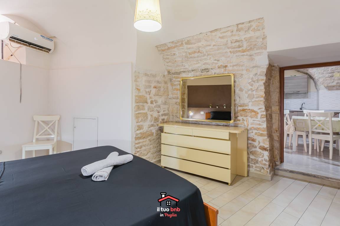 70 M² Appartamento Vacanza ∙ 1 Camera Da Letto ∙ 4 Ospiti - Giovinazzo