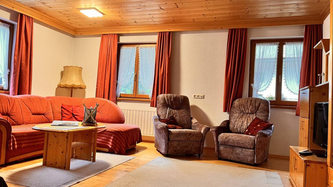 88 M² Ferienwohnung ∙ 1 Schlafzimmer ∙ 4 Gäste - Steeg