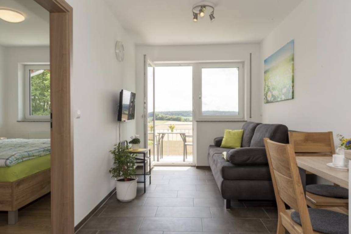 37 M² Ferienwohnung ∙ 1 Schlafzimmer ∙ 2 Gäste - Blaubeuren