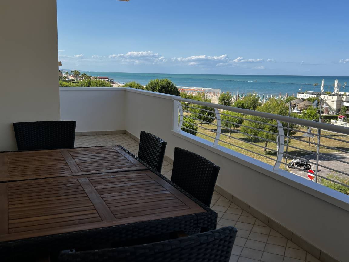 70 M² Appartement ∙ 2 Chambres ∙ 8 Personnes - Roseto degli Abruzzi