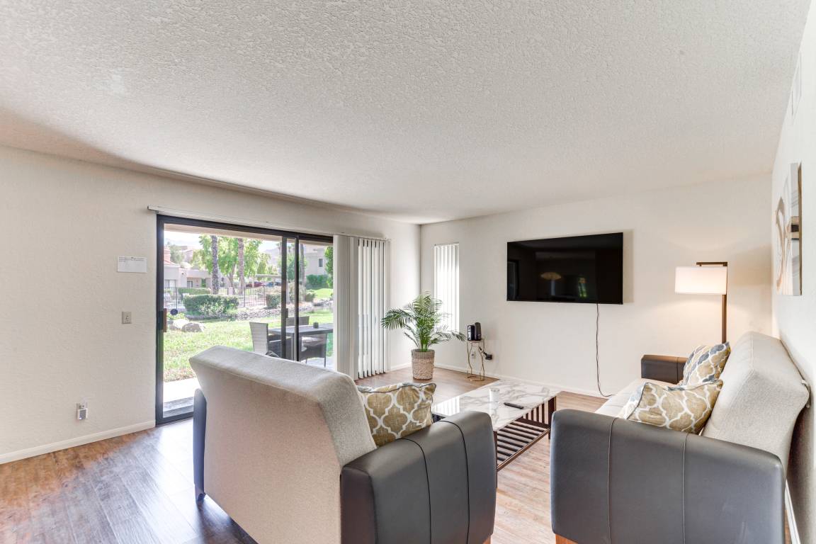 124 M² Apartamento ∙ 2 Habitaciones ∙ 7 Huéspedes - Cathedral City, CA