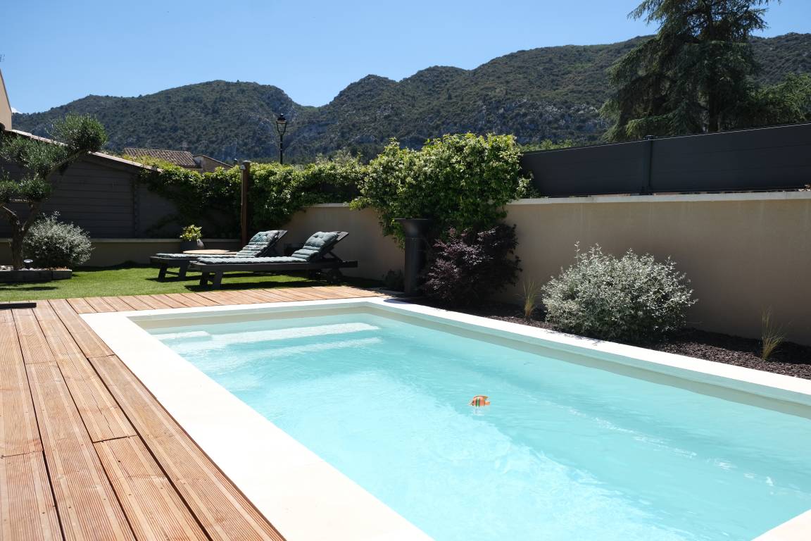 83 M² Villa ∙ 2 Chambres ∙ 4 Personnes - Gordes
