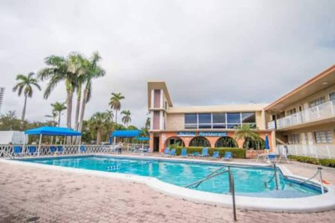 375 M² Apartment ∙ 1 Bedroom ∙ 3 Guests - Hallandale Beach