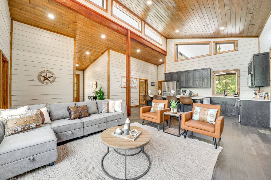 111 M² House ∙ 2 Bedrooms ∙ 4 Guests - Broken Bow Lake, OK