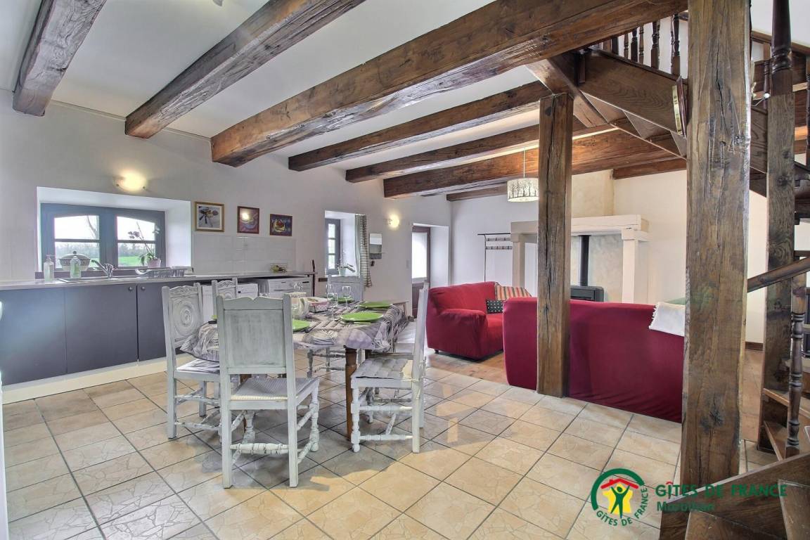 84 M² Gîte ∙ 3 Chambres ∙ 6 Personnes - Josselin