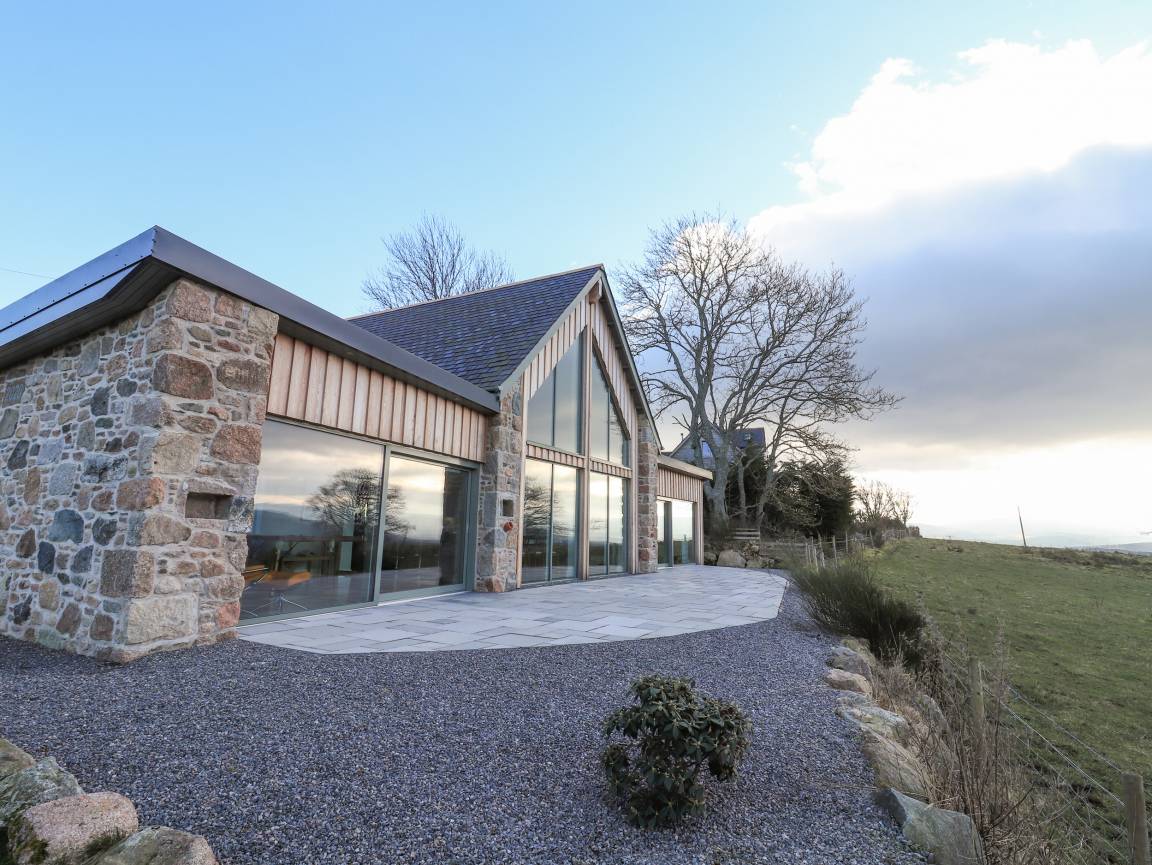 Cottage ∙ 3 Bedrooms ∙ 6 Guests - Ballater