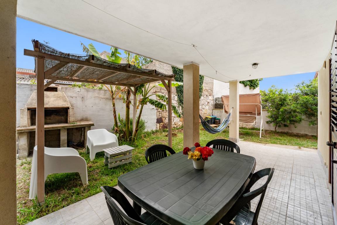 55 M² Apartamento ∙ 1 Habitación ∙ 3 Huéspedes - Carbonia