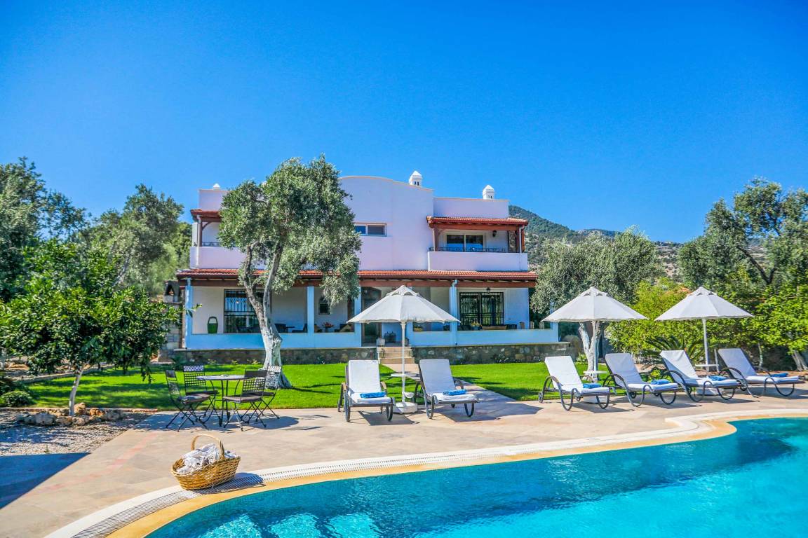 Villa ∙ 4 Bedrooms ∙ 8 Guests - Bitez