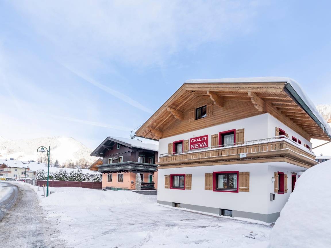 250 M² Chalet ∙ 8 Slaapkamers ∙ 20 Gasten - Saalbach-Hinterglemm