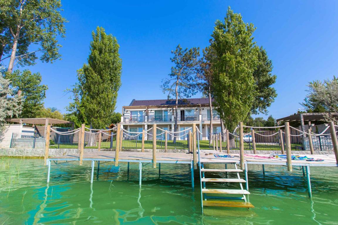 54 M² Apartment ∙ 2 Bedrooms ∙ 6 Guests - Siófok