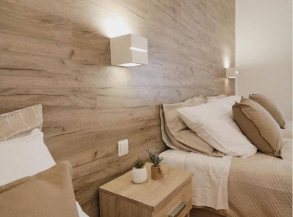 20 M² Ferienhaus ∙ 1 Schlafzimmer ∙ 2 Gäste - Tisno