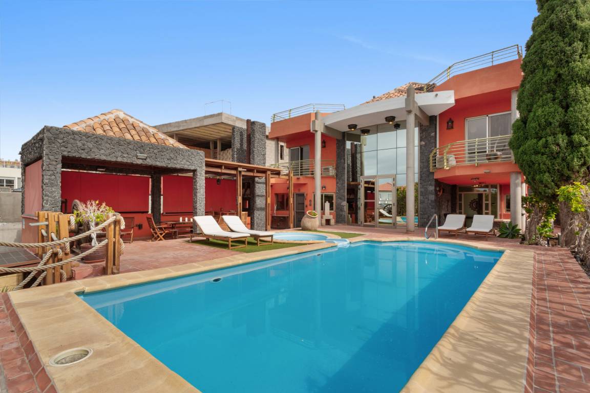 723 M² Maison De Vacances ∙ 4 Chambres ∙ 8 Personnes - Costa Adeje