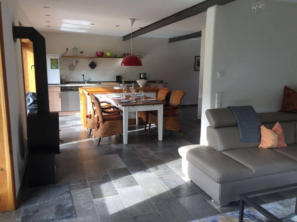 75 M² Ferienwohnung ∙ 1 Schlafzimmer ∙ 4 Gäste - Tecklenburg