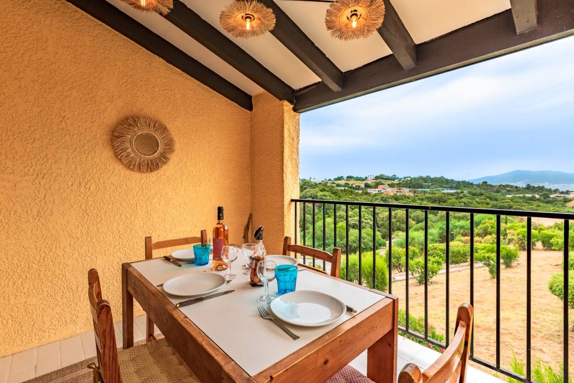 30 M² Apartamento ∙ 1 Habitación ∙ 4 Huéspedes - Ajaccio