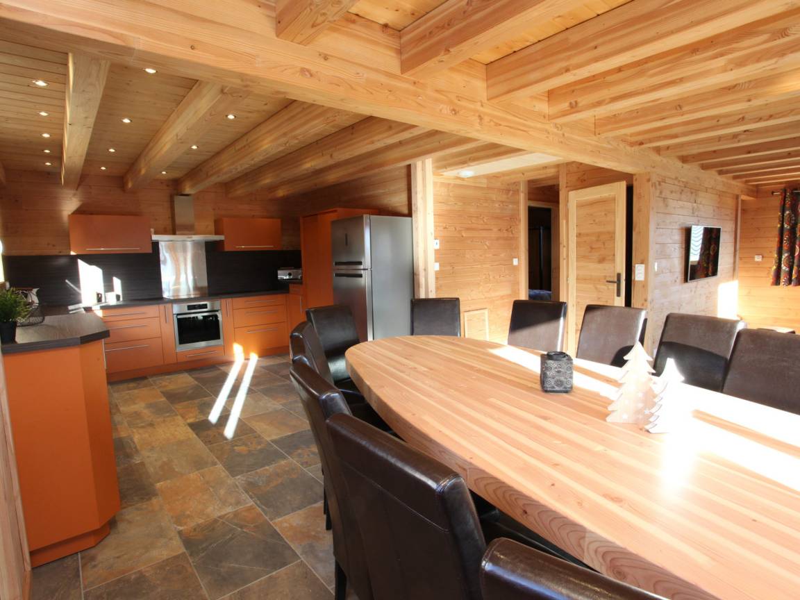 215 M² Chalet ∙ 5 Slaapkamers ∙ 14 Gasten - Le Corbier