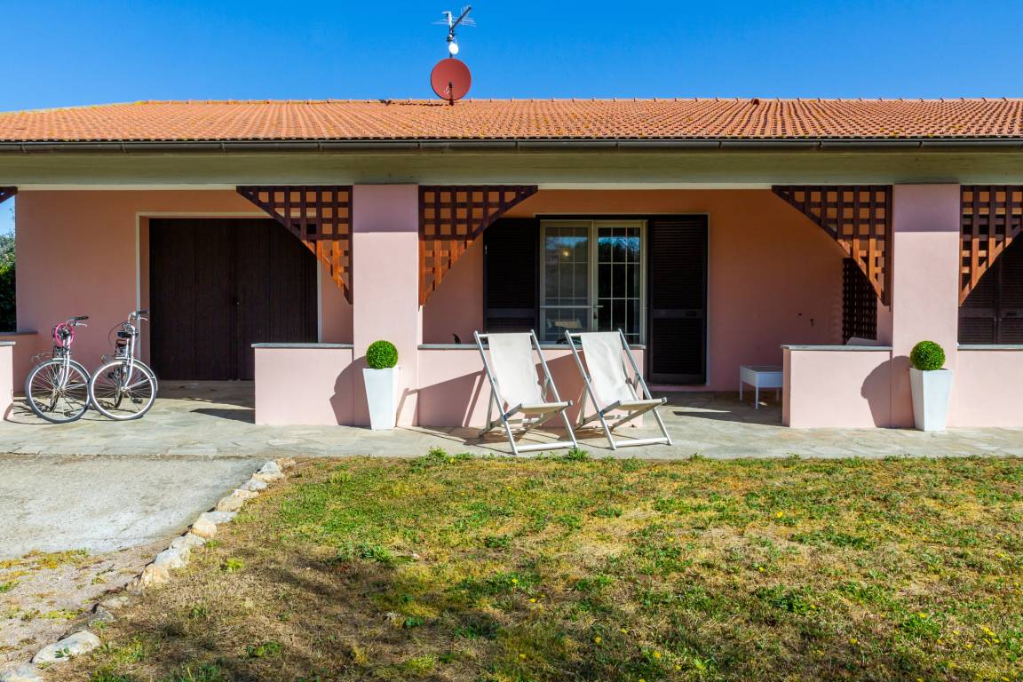 45 M² House ∙ 2 Bedrooms ∙ 3 Guests - Castiglione della Pescaia