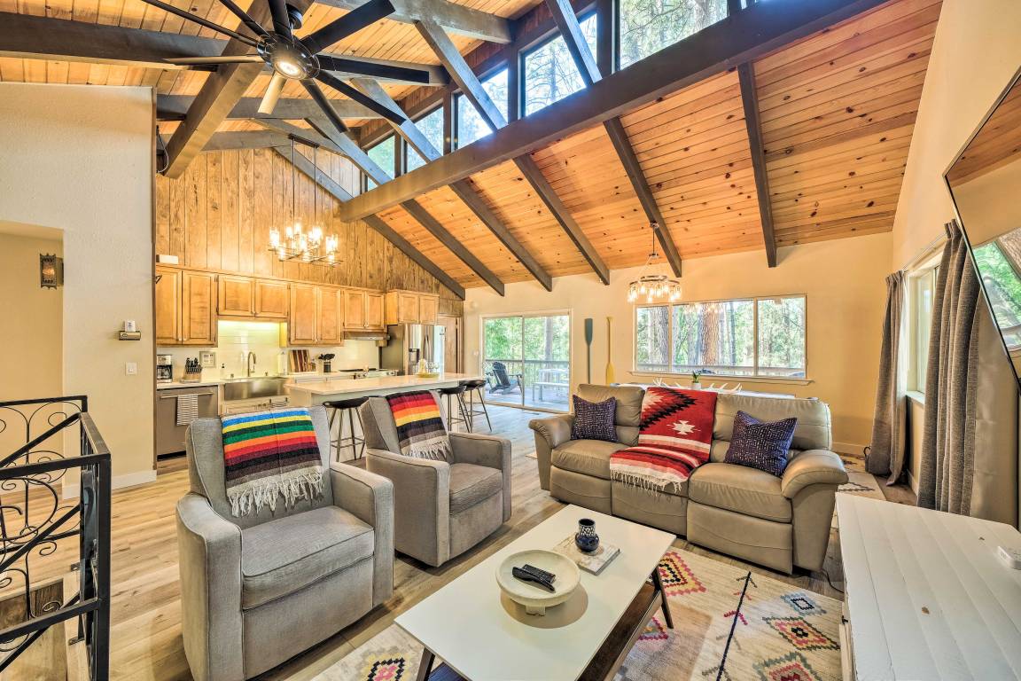 208 M² House ∙ 3 Bedrooms ∙ 11 Guests - Pine Mountain Lake, CA