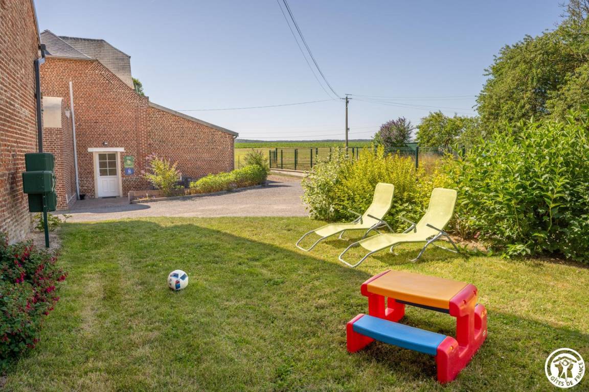 125 M² Gîte ∙ 3 Chambres ∙ 6 Personnes - Noyon