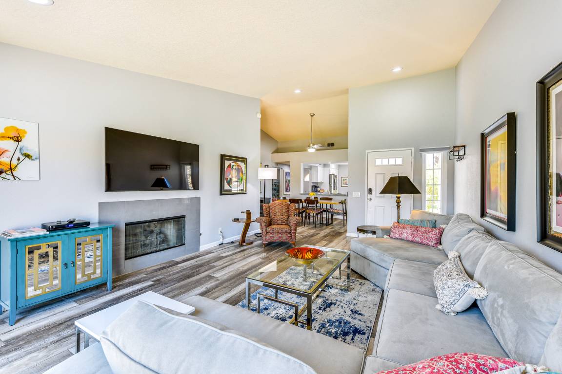 123 M² Apartment ∙ 2 Bedrooms ∙ 4 Guests - Rancho Mirage, CA
