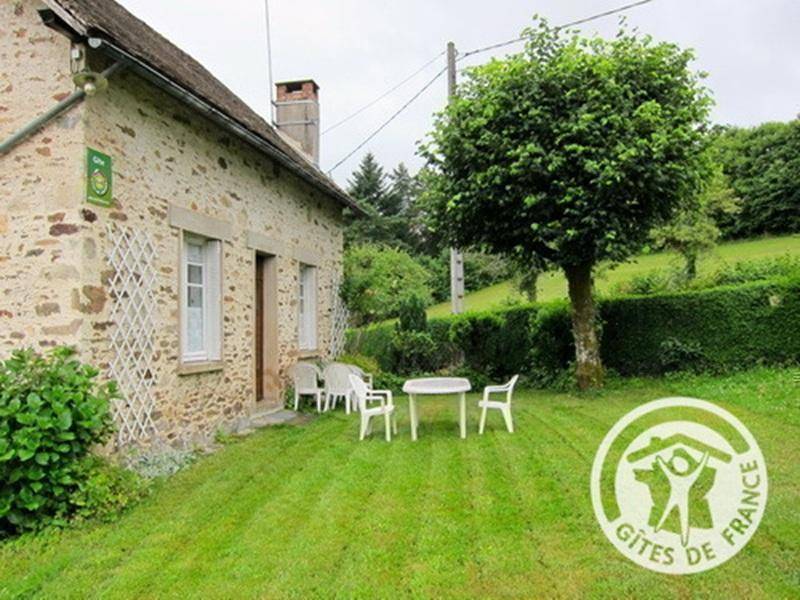 92 M² Gîte ∙ 3 Chambres ∙ 6 Personnes - Corrèze