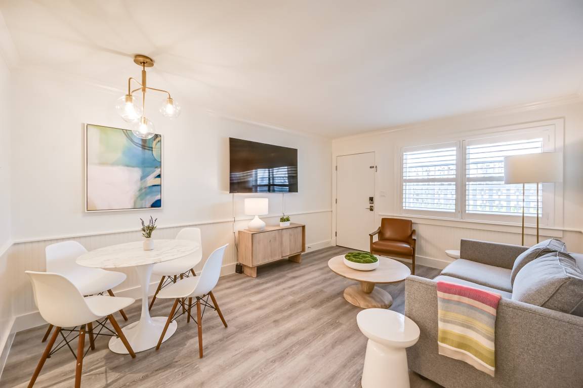 65 M² Apartment ∙ 2 Bedrooms ∙ 5 Guests - Naples, FL