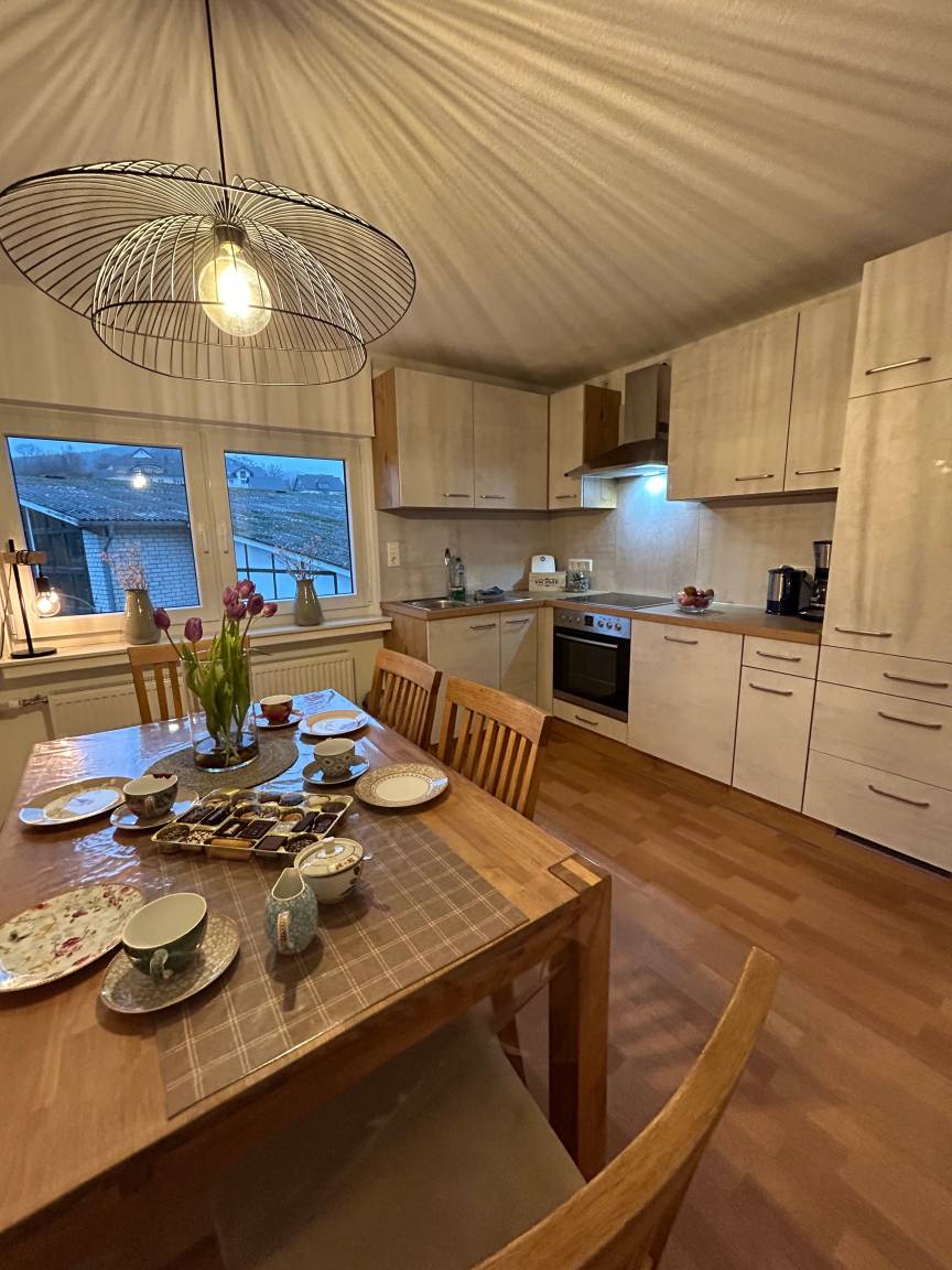 85 M² Appartement ∙ 2 Slaapkamers ∙ 6 Gasten - Meschede