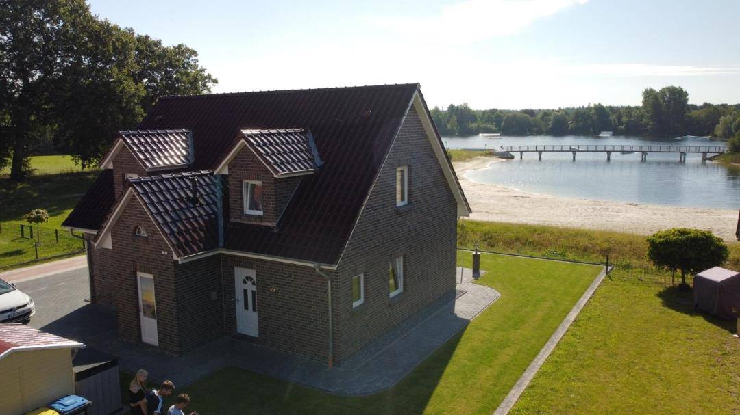 60 M² Ferienhaus ∙ 2 Schlafzimmer ∙ 3 Gäste - Aurich