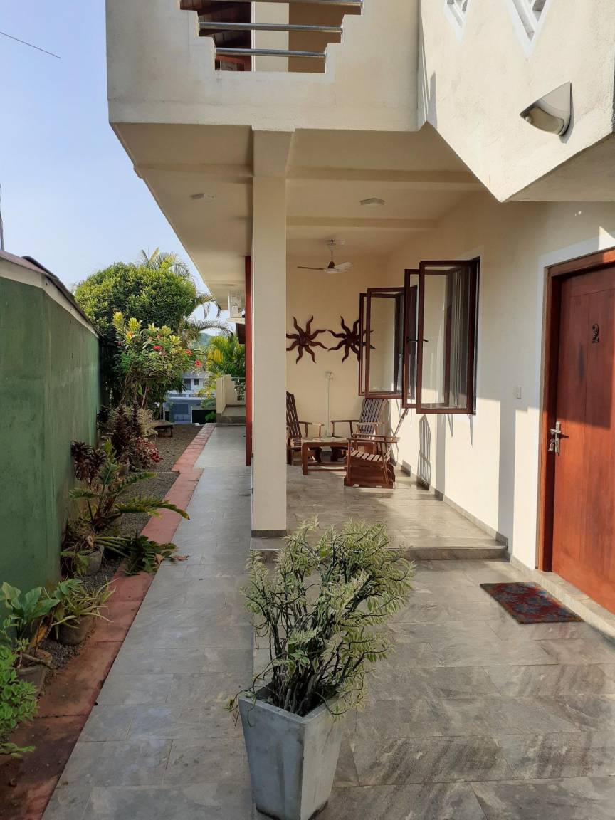 40 M² Ferienwohnung ∙ 1 Schlafzimmer ∙ 2 Gäste - Hikkaduwa