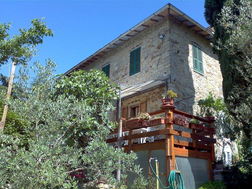 130 M² Villa ∙ 3 Bedrooms ∙ 6 Guests - Passignano sul Trasimeno