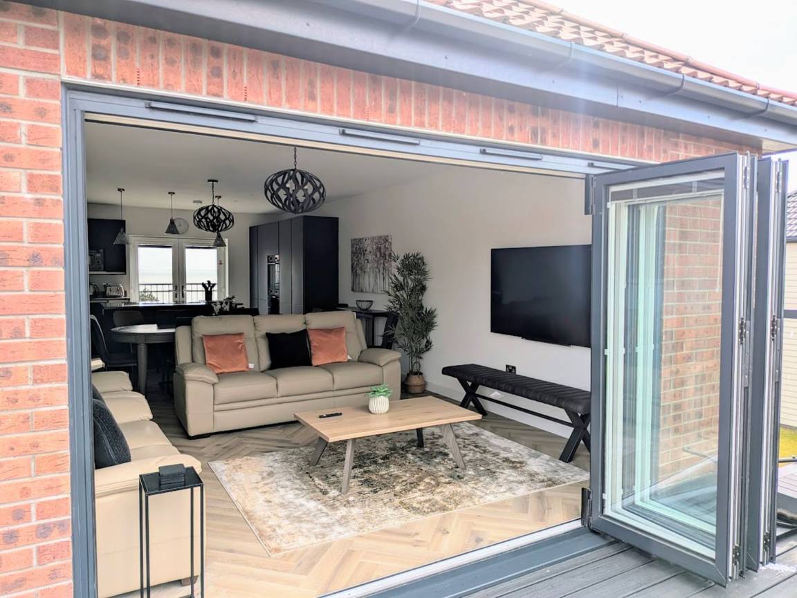 Cottage ∙ 5 Bedrooms ∙ 10 Guests - Bridlington