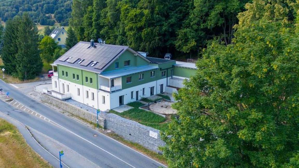 56 M² Ferienwohnung ∙ 2 Schlafzimmer ∙ 4 Gäste - Sebnitz