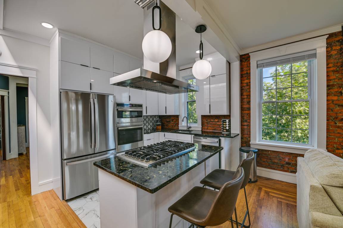130 M² Apartment ∙ 2 Bedrooms ∙ 6 Guests - Troy, NY